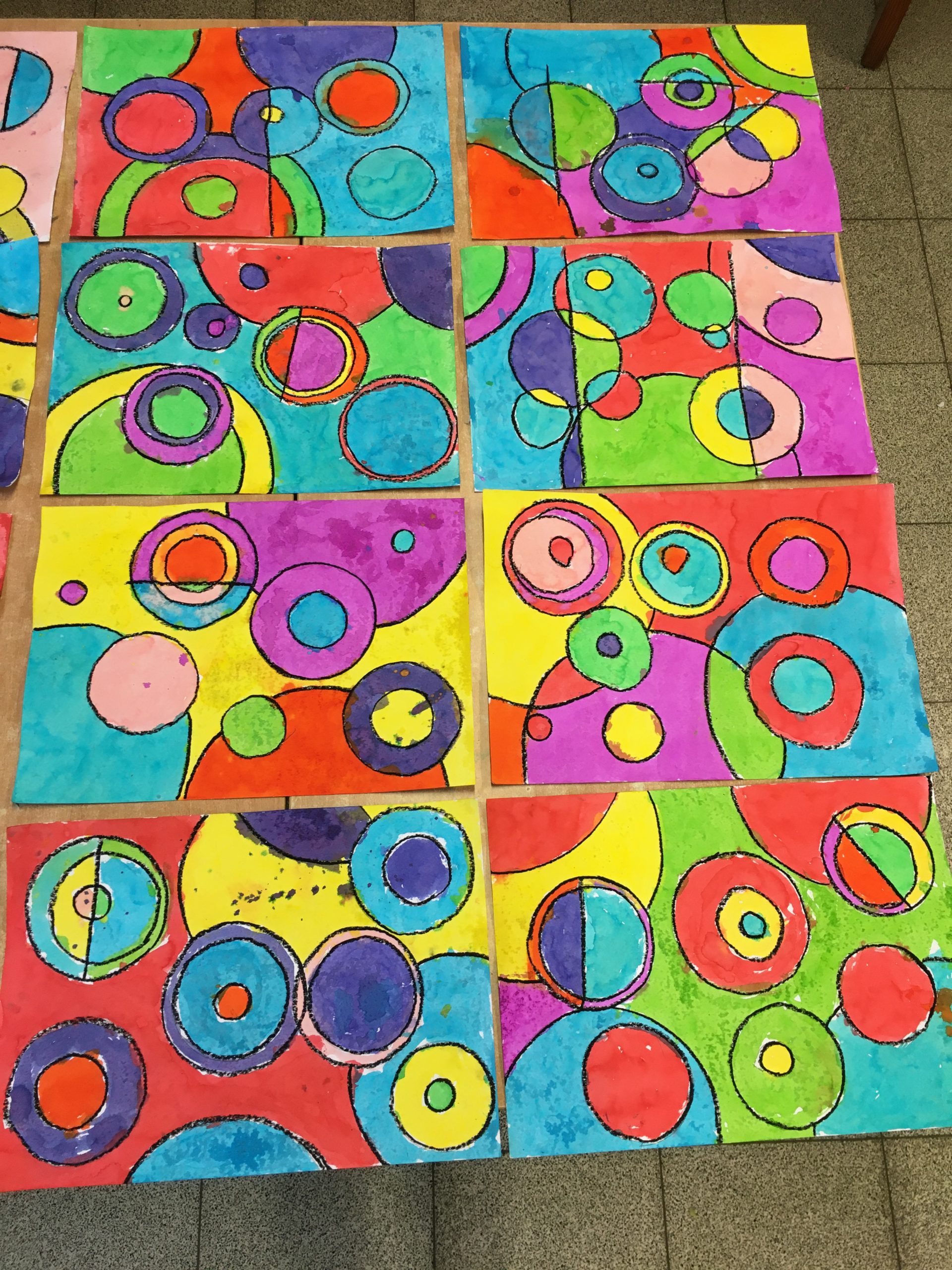 En s'inspirant de Robert Delaunay - Ecole libre fondamentale - Lamorteau